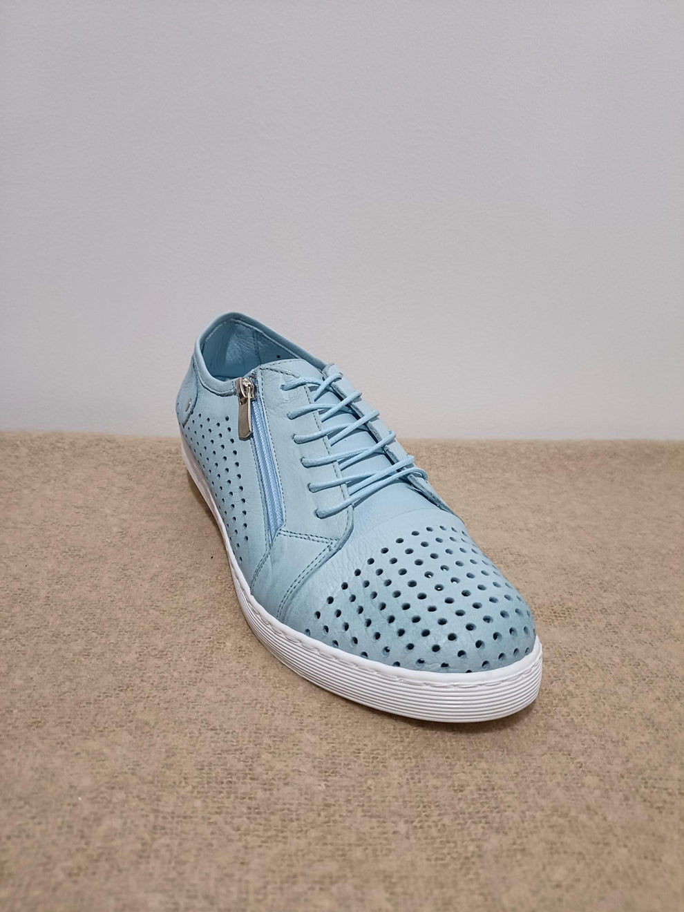 EG17 Cabello Shoe – Country Life Fashions & Footwear
